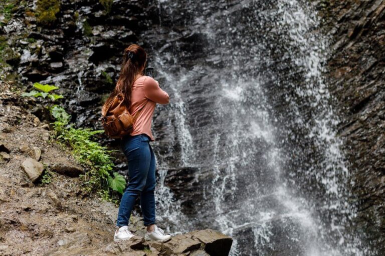 Explore Devil's Bridge Falls: Scenic Hike Guide